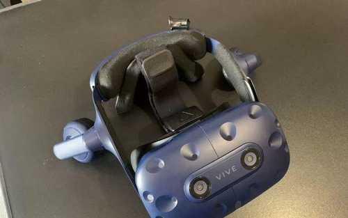 Шлем виртуальной реальности HTC Vive Pro комплект