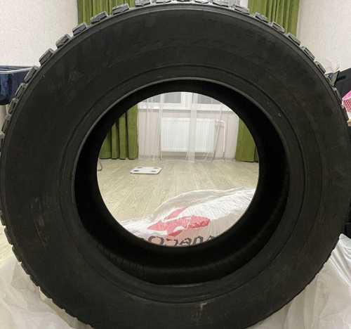 Nokian Tyres Hakkapeliitta 9 SUV 215/65 R17 103T