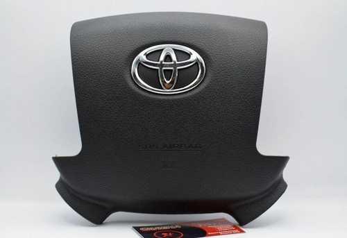 Рулевая накладка Toyota Land Cruiser 200