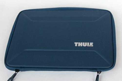 Жёсткий чехол для MacBook 13" Thule Gauntlet 4