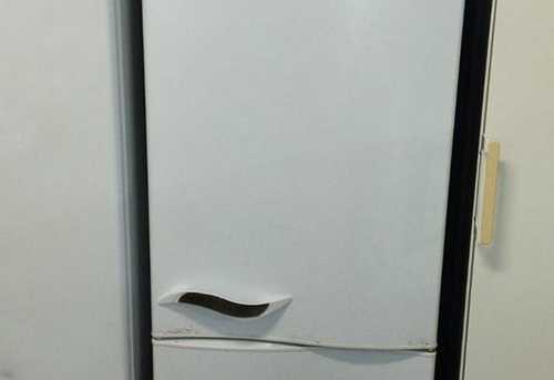 Е1130 Холодильник Атлант-180см