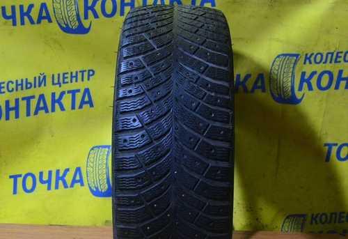 Michelin X-Ice North 4 215/55 R17