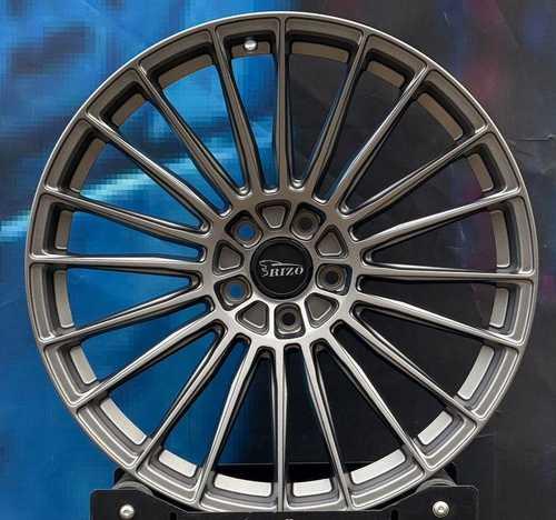 Комплект Rizo RS5 9,5j-20 5*112 et38 d66,6 и 8,5j-20 5*112 d66,6 MG