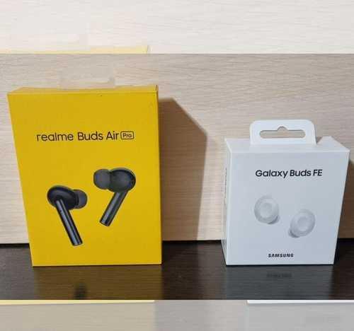 Наушники Samsung Galaxy Buds FE, Realme Buds Airpr