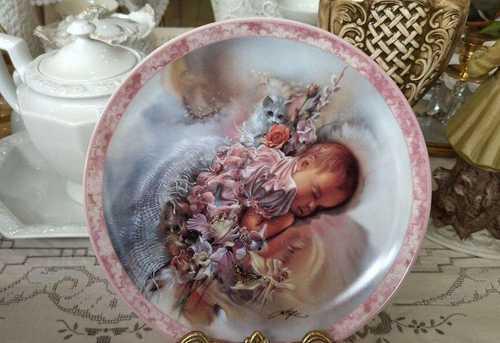 Коллекционная тарелка с младенцем Сладких снов
