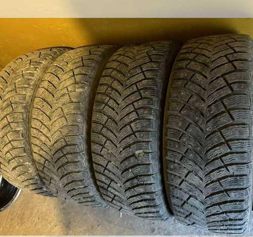 Michelin X-Ice North 4 205/55 R16