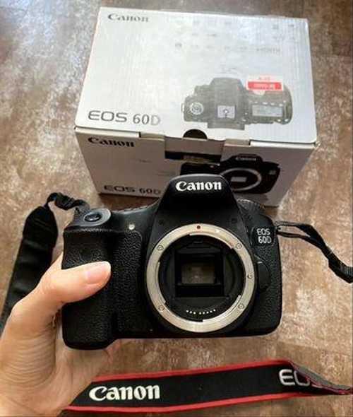 Фотоаппарат EOS Canon 60D