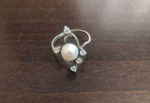 Серебряное кольцо женское 19