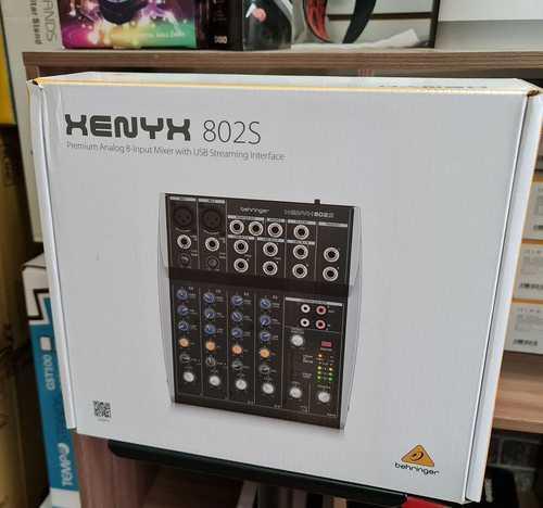 Behringer Xenyx 802S микшер Новый