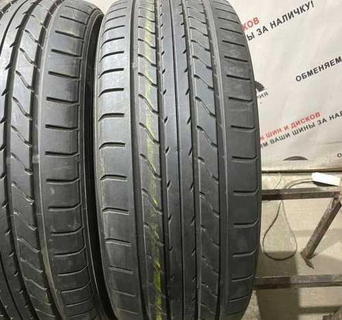Yokohama Advan A10 215/50 R17 86L
