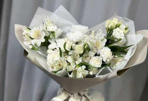 Букет из белых цветов