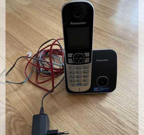 Panasonic KX-TG6811RU