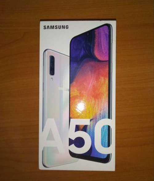 Смартфон Samsung Galaxy A50