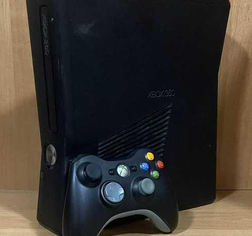 Xbox 360 slim freeboot 250GB