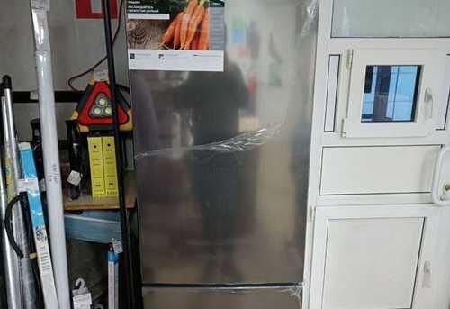 Холодильник Hotpoint Ariston HF4201XR