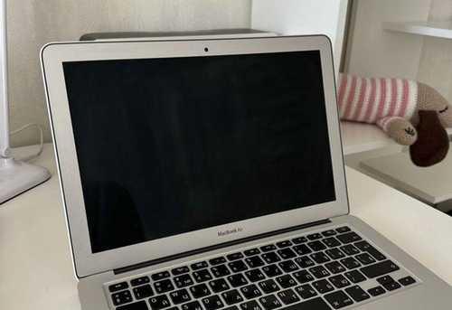 Продам MacBook Air 13 (2017)