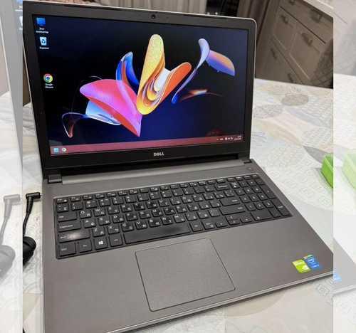 Игровой Dell inspiron 15 Core i3/8/256/GF920/15.6"