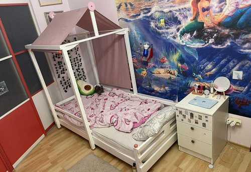Кровать односпальная детская, шкаф, этажерка, стол