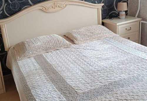 Кровать двухспальная с матрасом 160 200 б/у