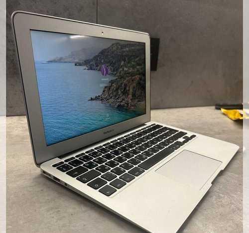 Apple macbook air 11 2012