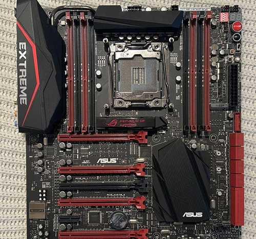 Материнская плата Asus Rampage V Extreme