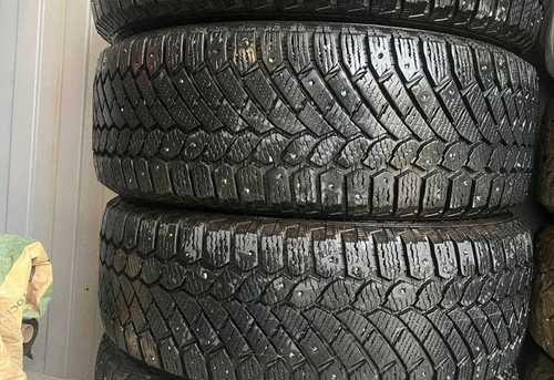 Gislaved Nord Frost 200 215/60 R17