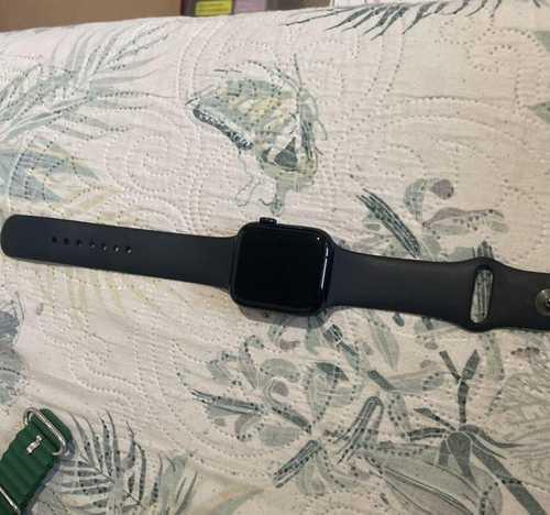 Часы apple watch se 44 mm 2022