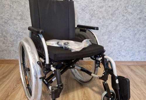 Кресло - коляска инвалидное