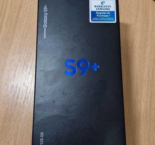 Коробка от Samsung Galaxy s9 plus