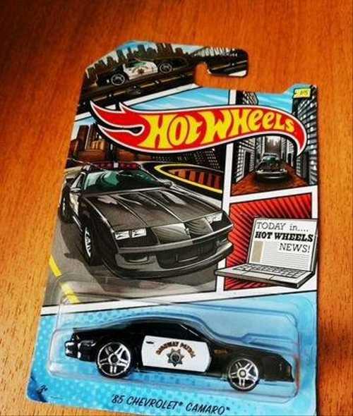 Hot Wheels моделька 85' Chevrolet Camaro