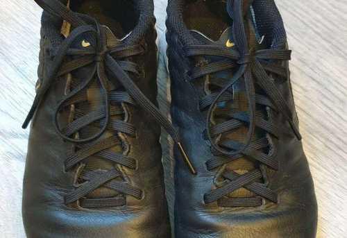 Бутсы футзалки Nike р.36