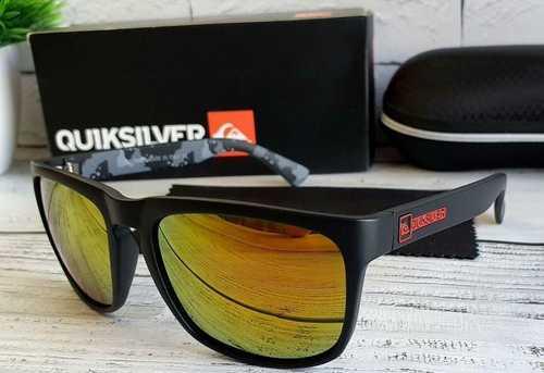 Солнцезащитные очки Quiksilver с чехлом новые