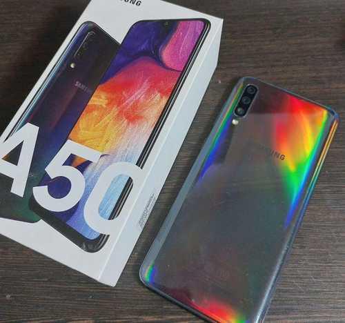 Samsung Galaxy A50, 4/64 ГБ