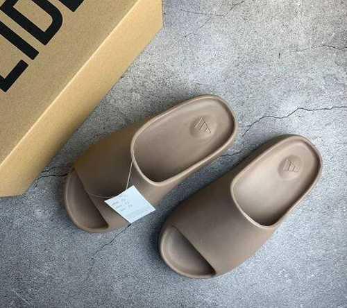 Шлепки Adidas Yeezy Slide
