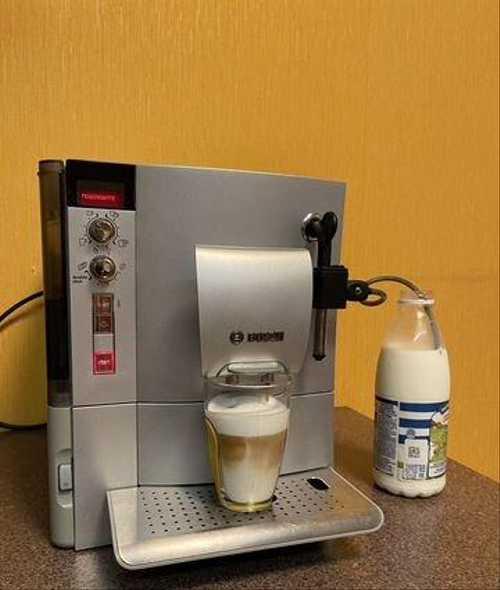 Зерновая кофемашина Bosch TES 50321 RW