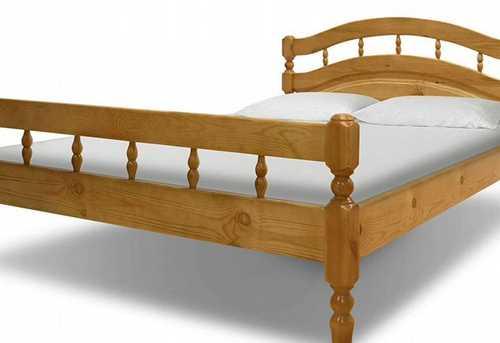 Двухспальная кровать из массива