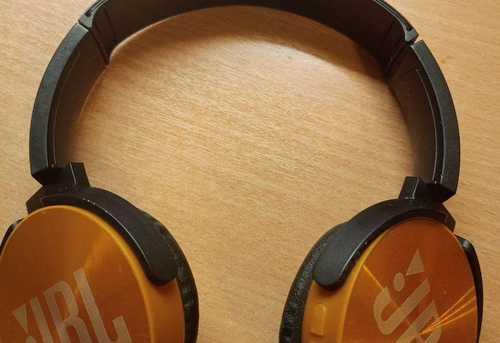 Беспроводные наушники jbl