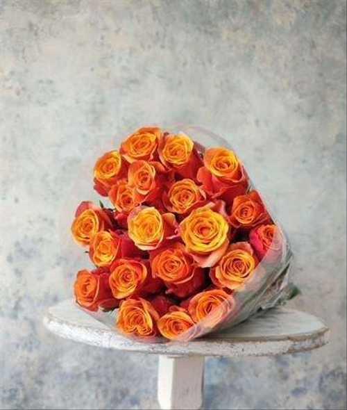 Розы "Испания" 70 см