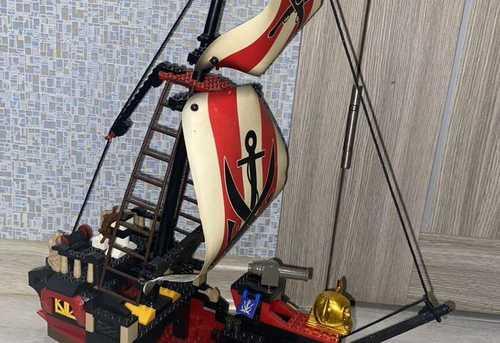 Lego пиратский корабль(собран)