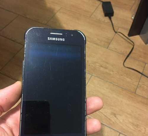 Телефон Samsung galaxy j1 ace