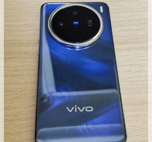 vivo X200, 12/256 ГБ
