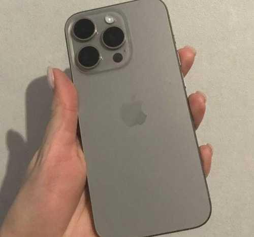 iPhone 15 Pro, 256 ГБ