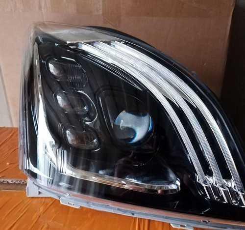 LED фары Toyota Land Cruiser