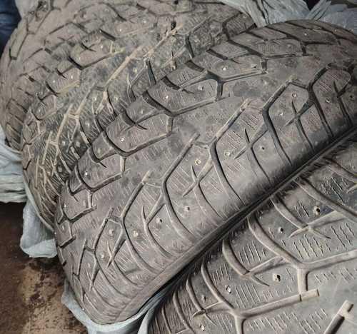 Hankook AH11 225/60 R18