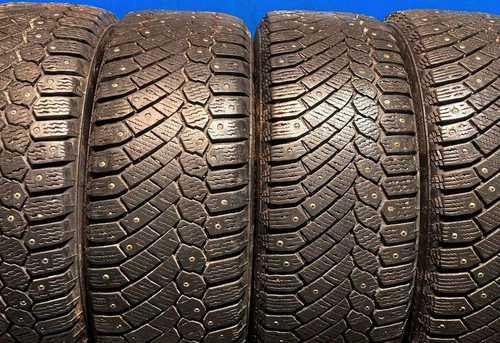 Continental ContiIceContact 4x4 215/70 R16