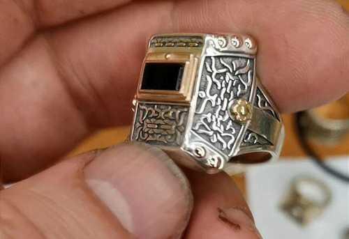 Кольцо Маска сварщика,золотые накладки,обсидиан