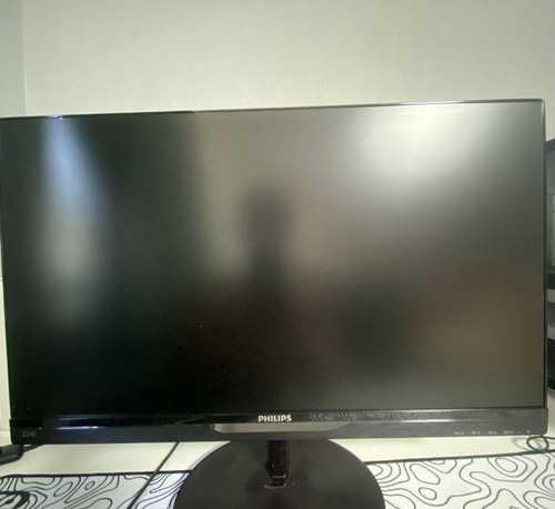 Монитор Philips 224E5Q