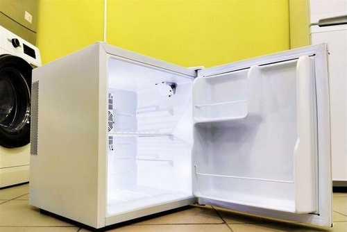 Холодильник маленький Shivaki.Гарантия год