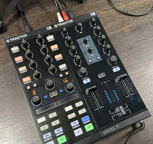 Native instruments Traktor Kontrol Z1 & X1 mk2