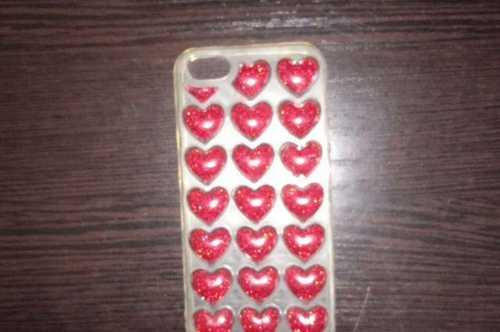 Чехол с сердечками на iPhone 5